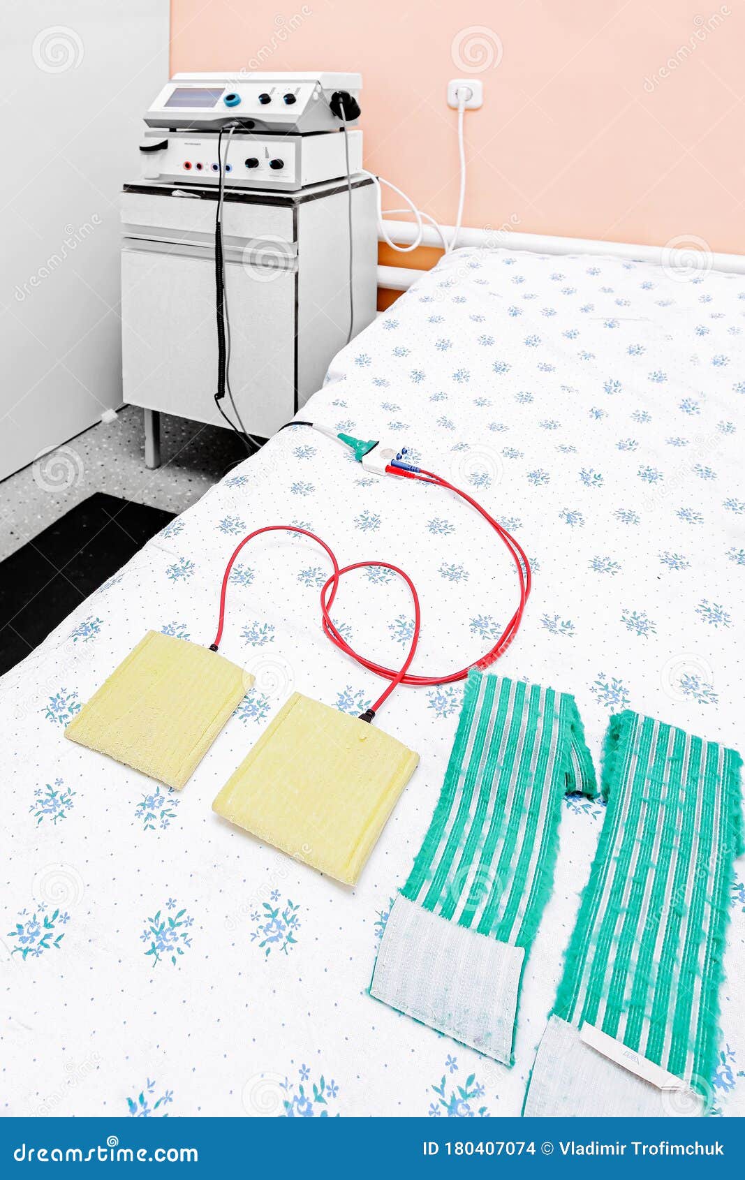 Physiotherapy Room. Electromagnetic Apparatus for Physiotherapy Stock ...