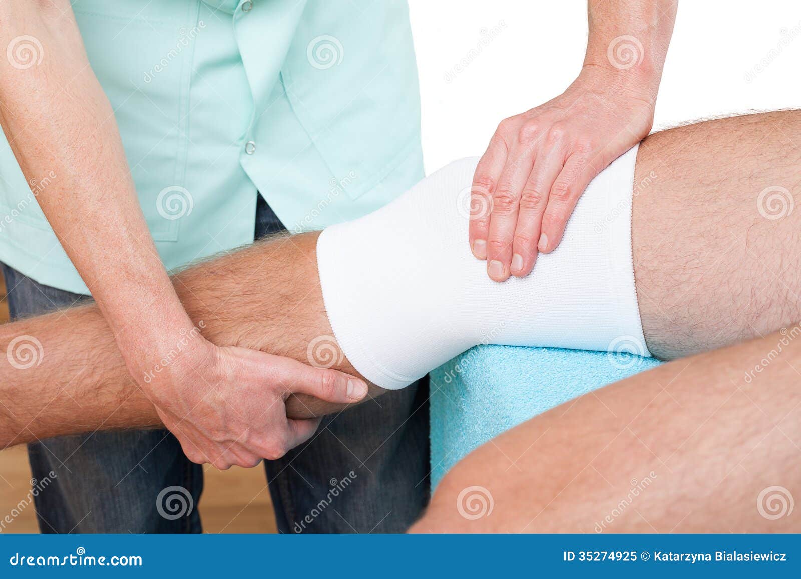 Physiotherapy visit stock image. Image of care, exercising - 35274925