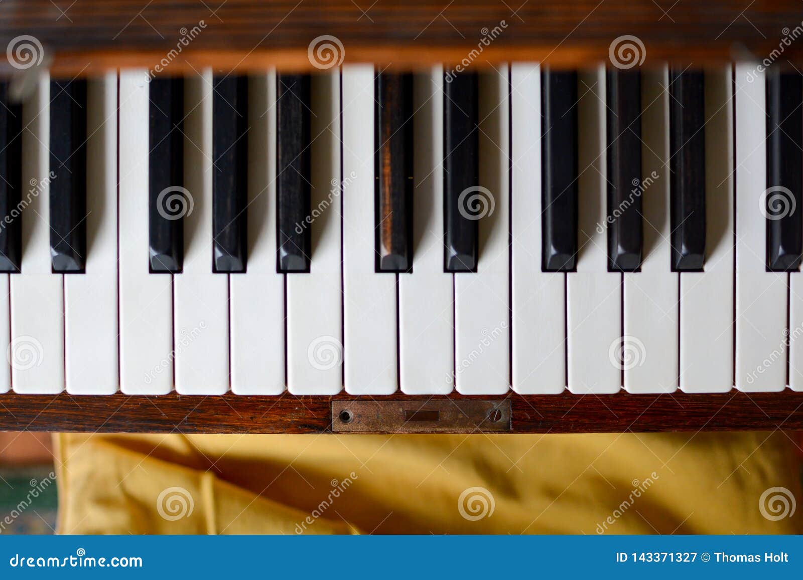 Piano Keyboard in a Modern Home Stock Image - Image of music, keyboard ...