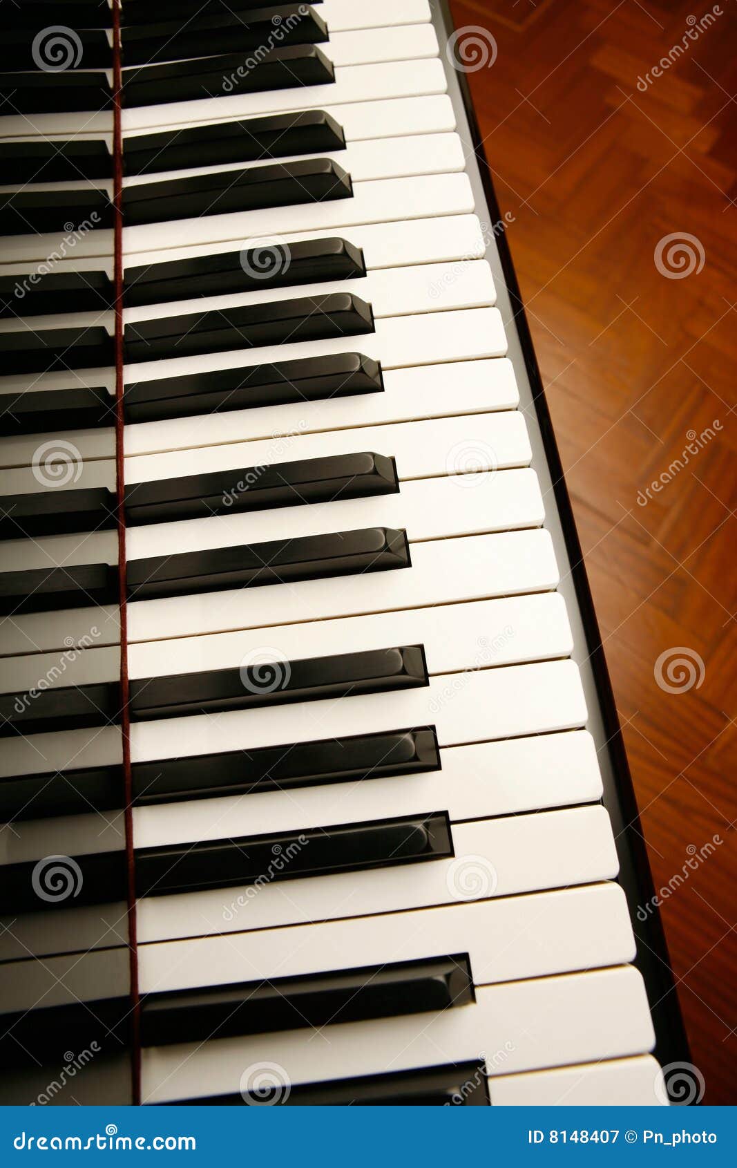 Piano Keys Picture. Image: 8148407