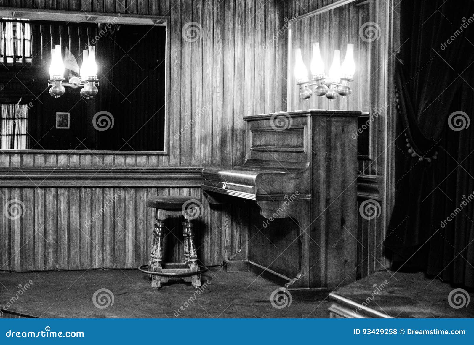 Piano stock photo. Image of hollywood, piano, espejo - 93429258