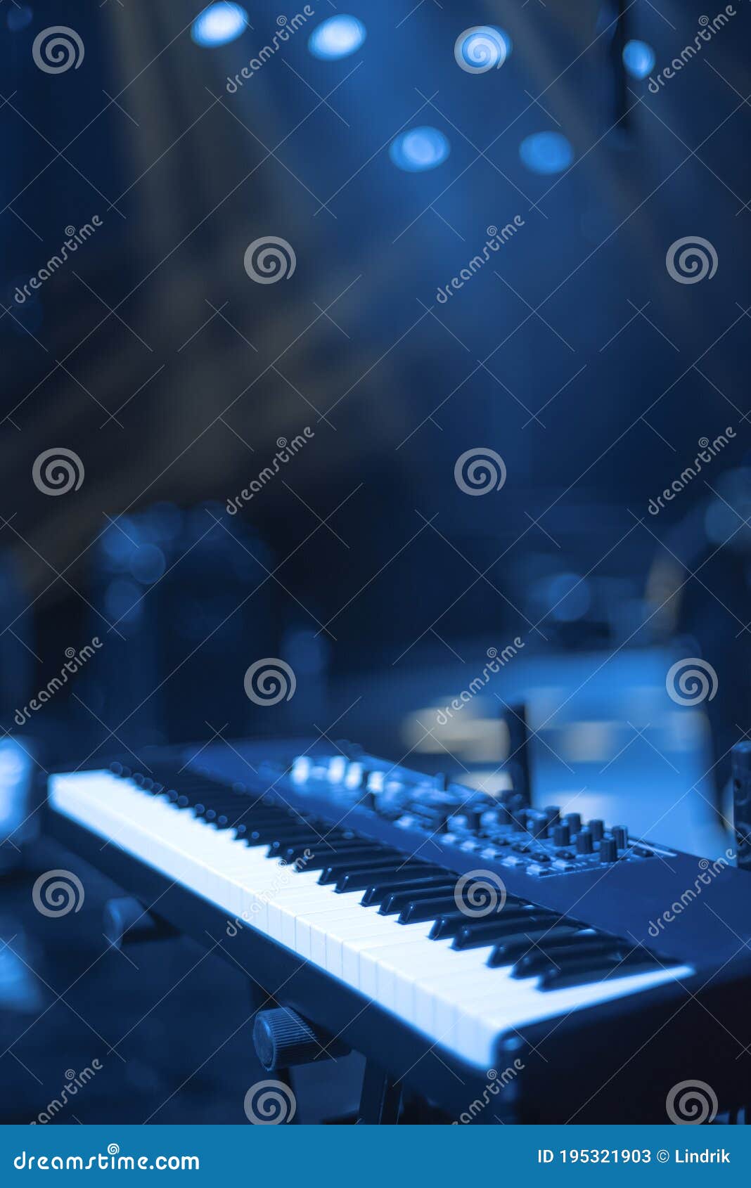 The Piano on Stage in the Spotlight Stock Image - Image of design ...