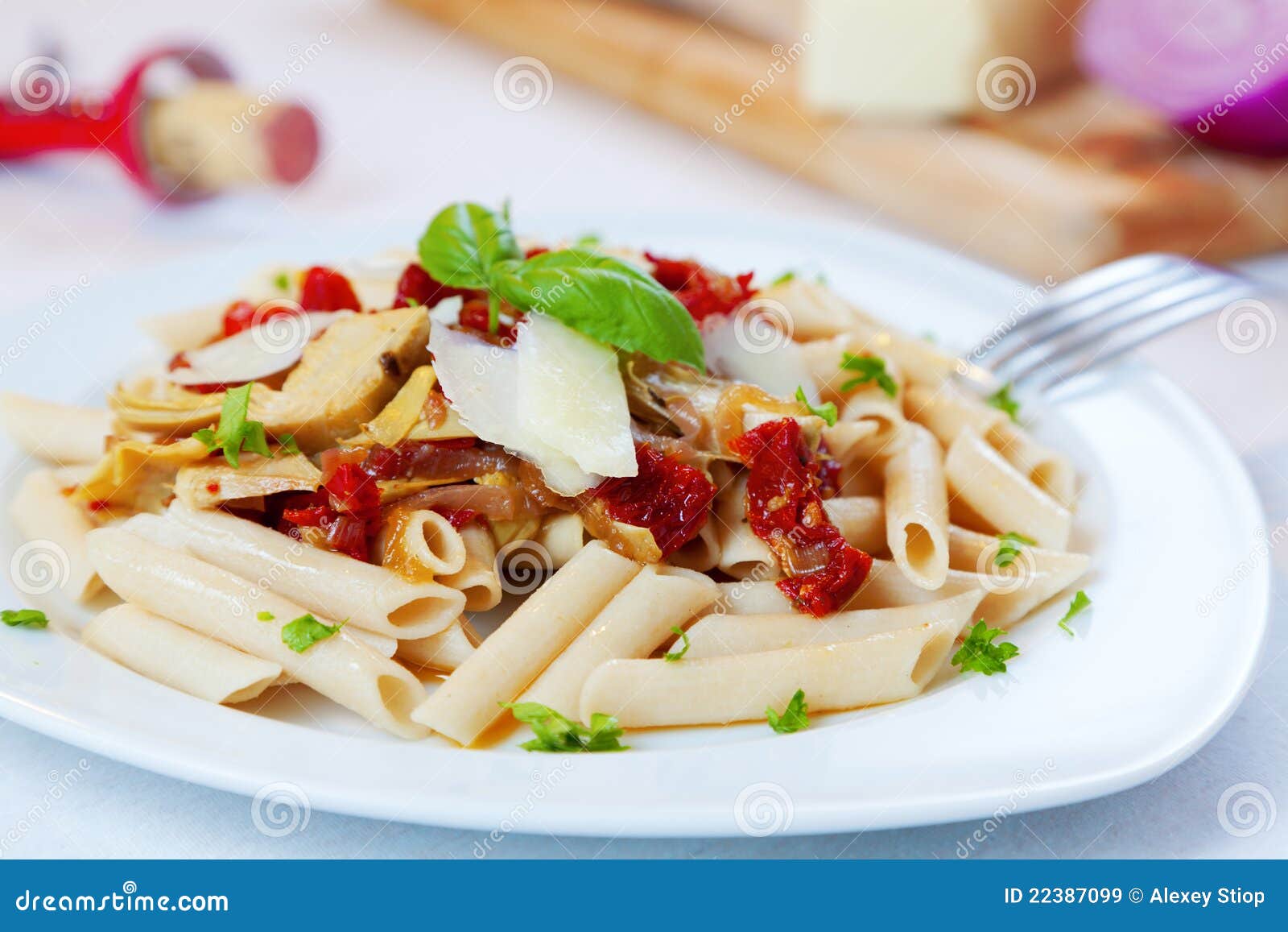 Piatto della pasta immagine stock. Immagine di pranzo - 22387099