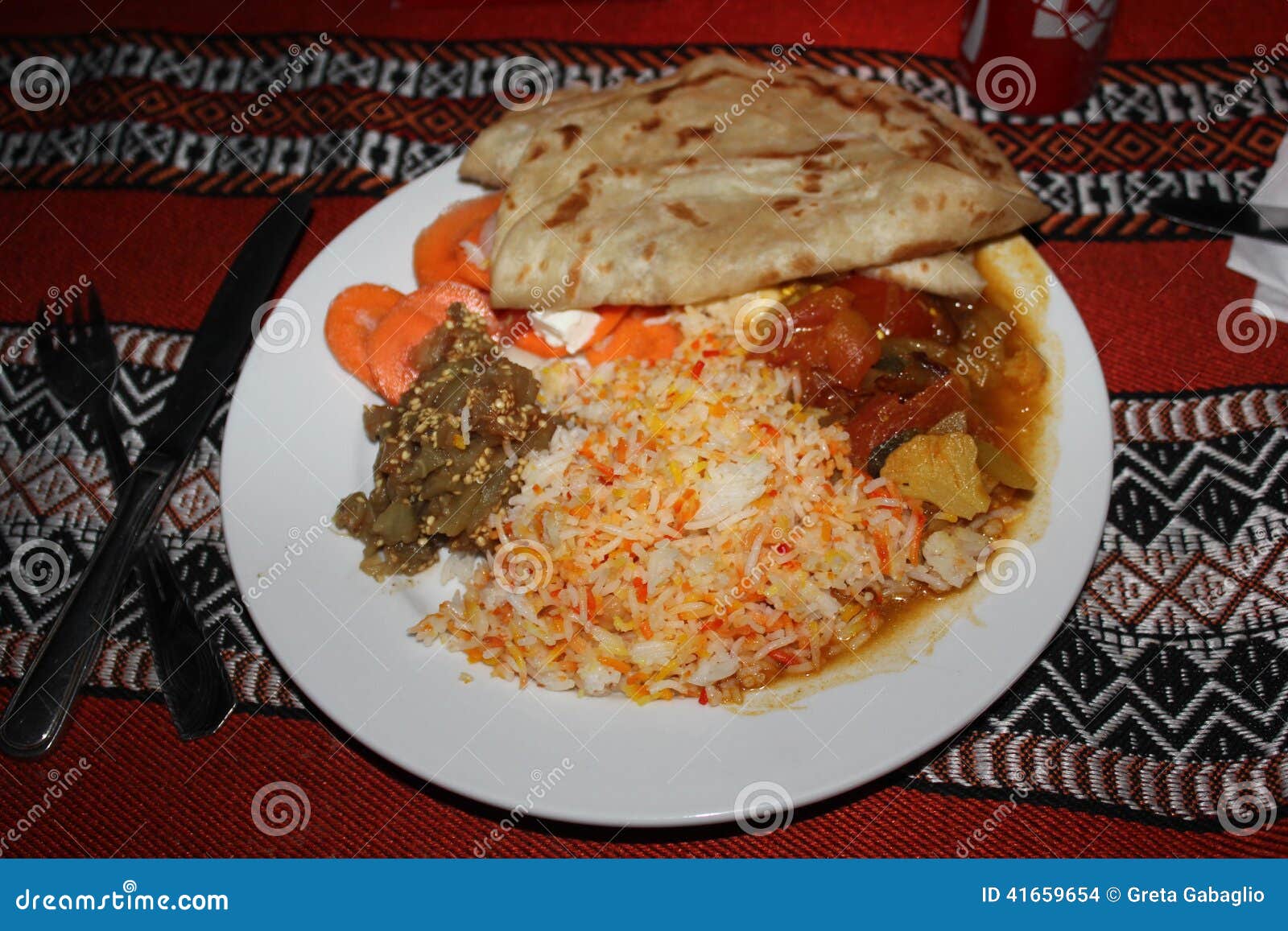 Piatto Tipico Di Abitante Dell'Oman Fotografia Stock - Immagine di ...