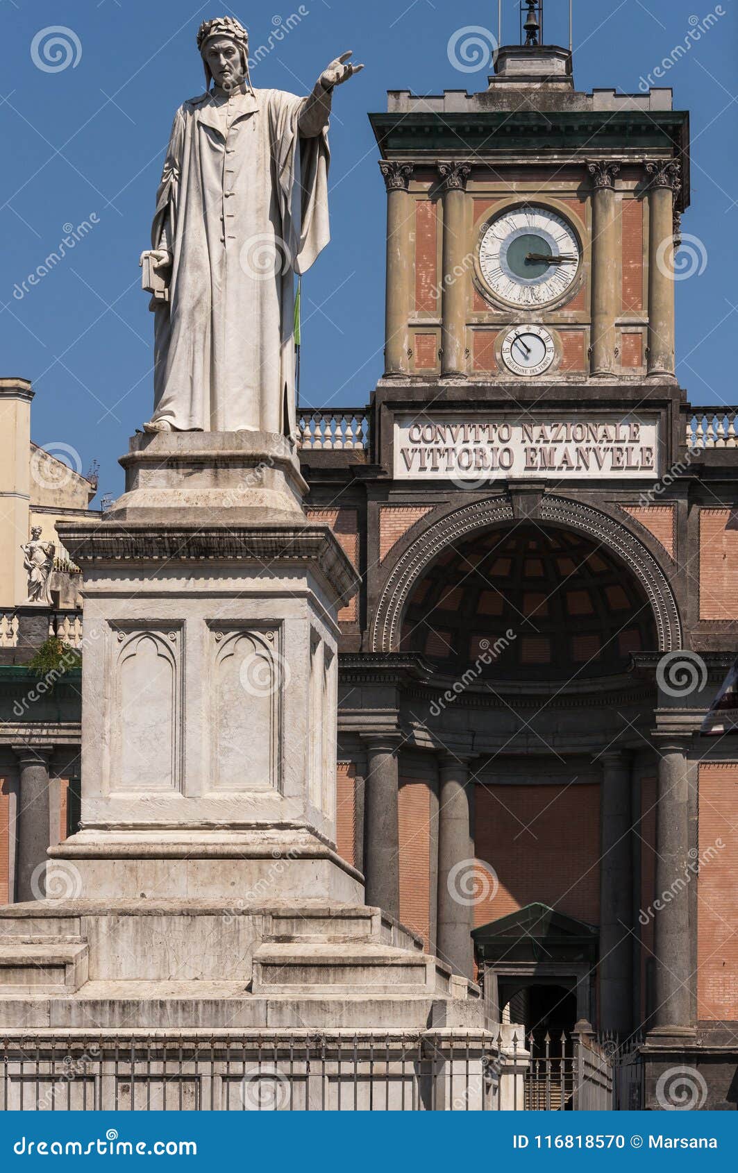 Piazza Dante in Naples editorial image. Image of building - 116818570