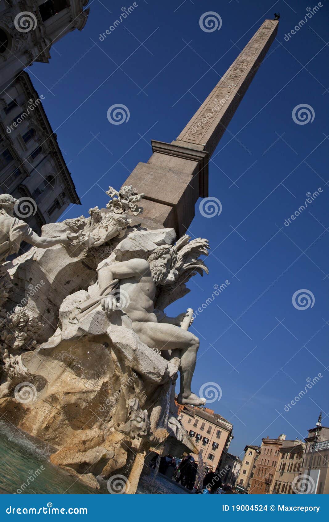 Piazza Navona fountain stock photo. Image of background - 19004524