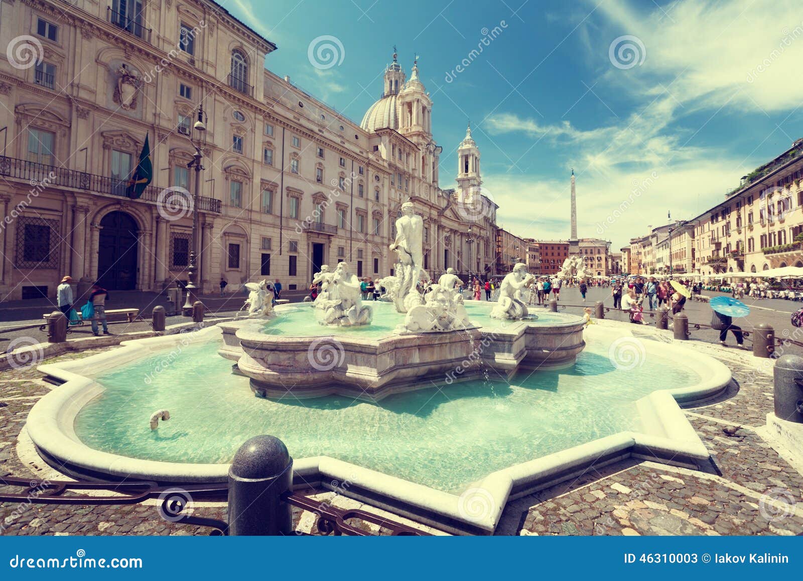 Piazza Navona in Rome editorial stock photo. Image of navona - 46310003