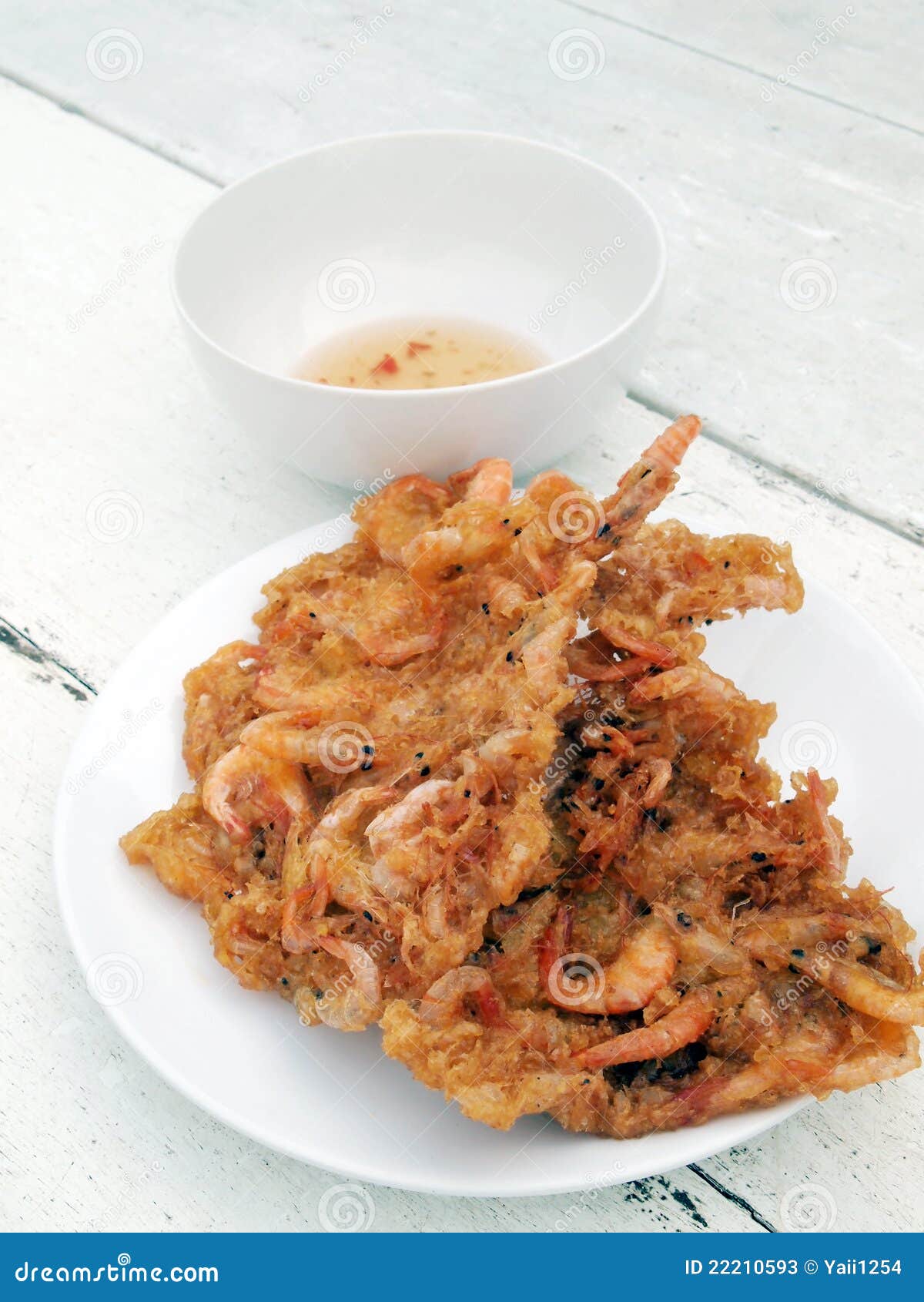 Piccolo gambero fritto immagine stock. Immagine di tagliuzzato - 22210593