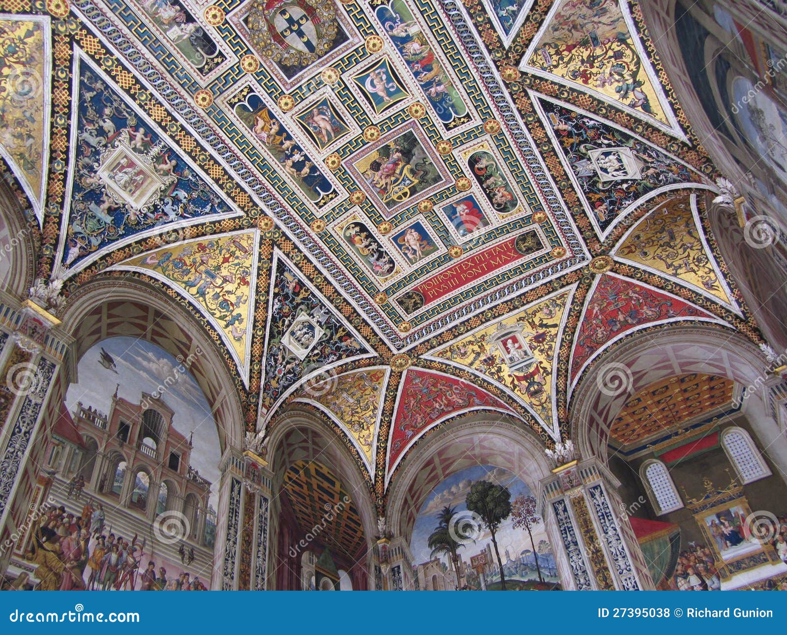 Piccolomini Library Frescos in Siena Editorial Stock Photo - Image of ...