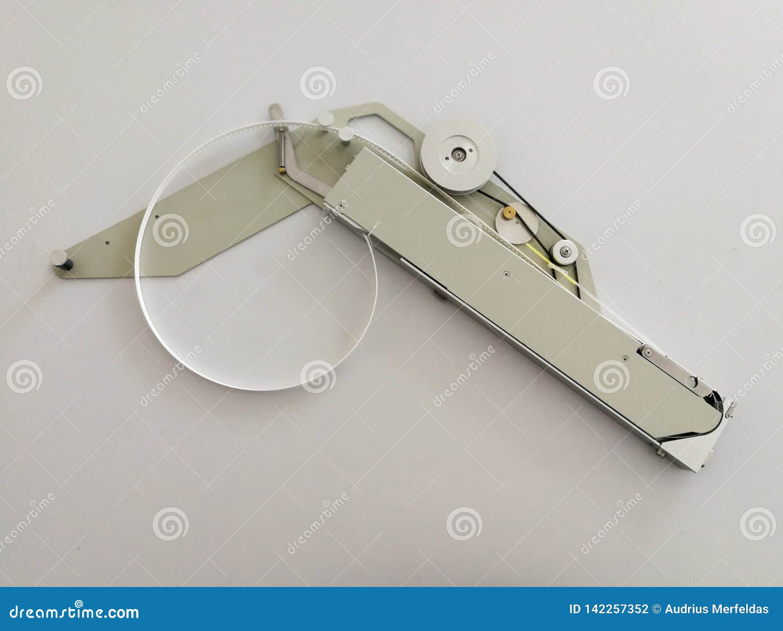 Pick and Place Feeder for Automatic Electronic Components Assembly ...