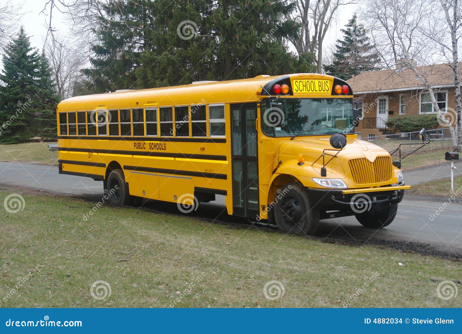 Pick up time stock photo. Image of parking, ride, transportation - 4882034