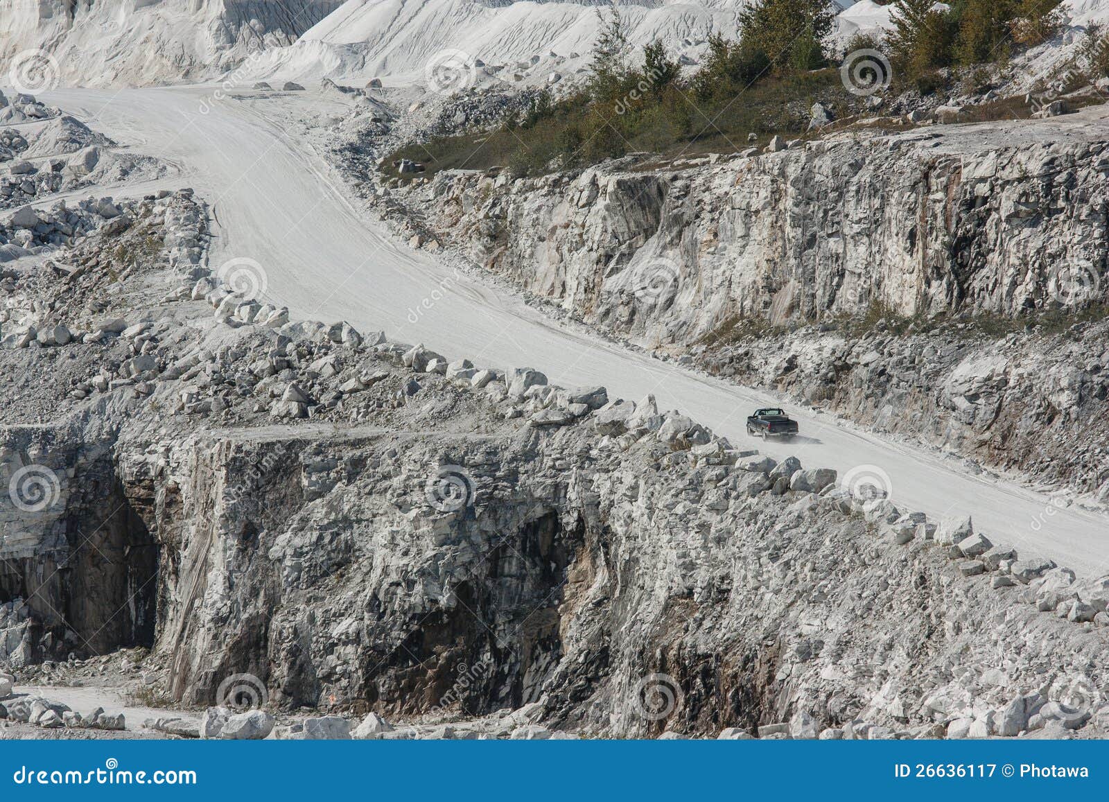 Pickup Truck in Tatlock Quarry Editorial Photography - Image of calcium ...