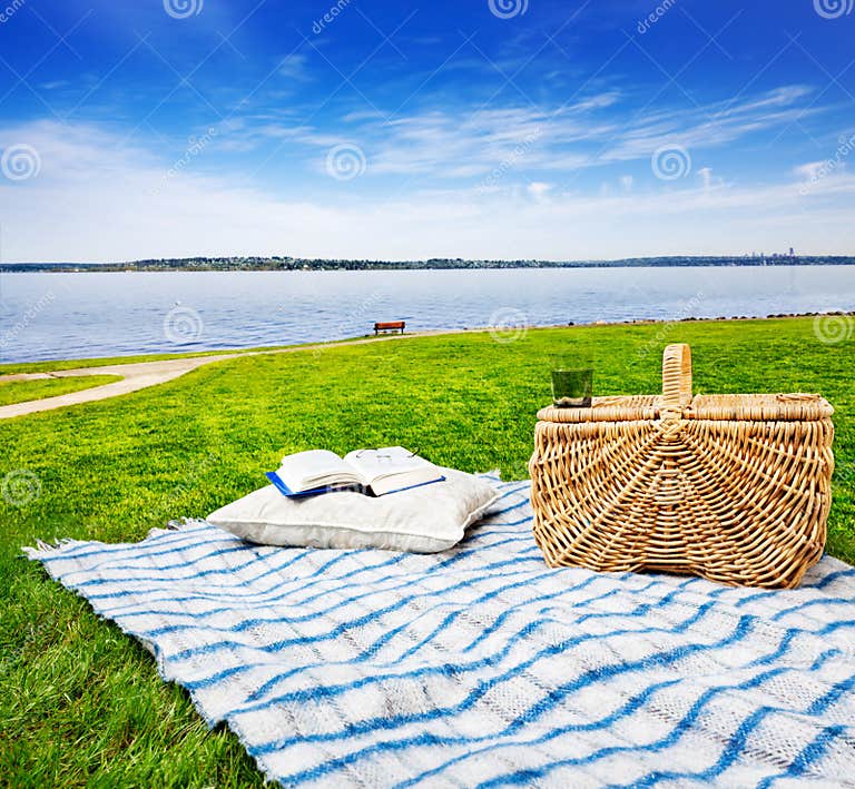 Picnic Blanket, Pillow & Basket Stock Image - Image of horizontal ...