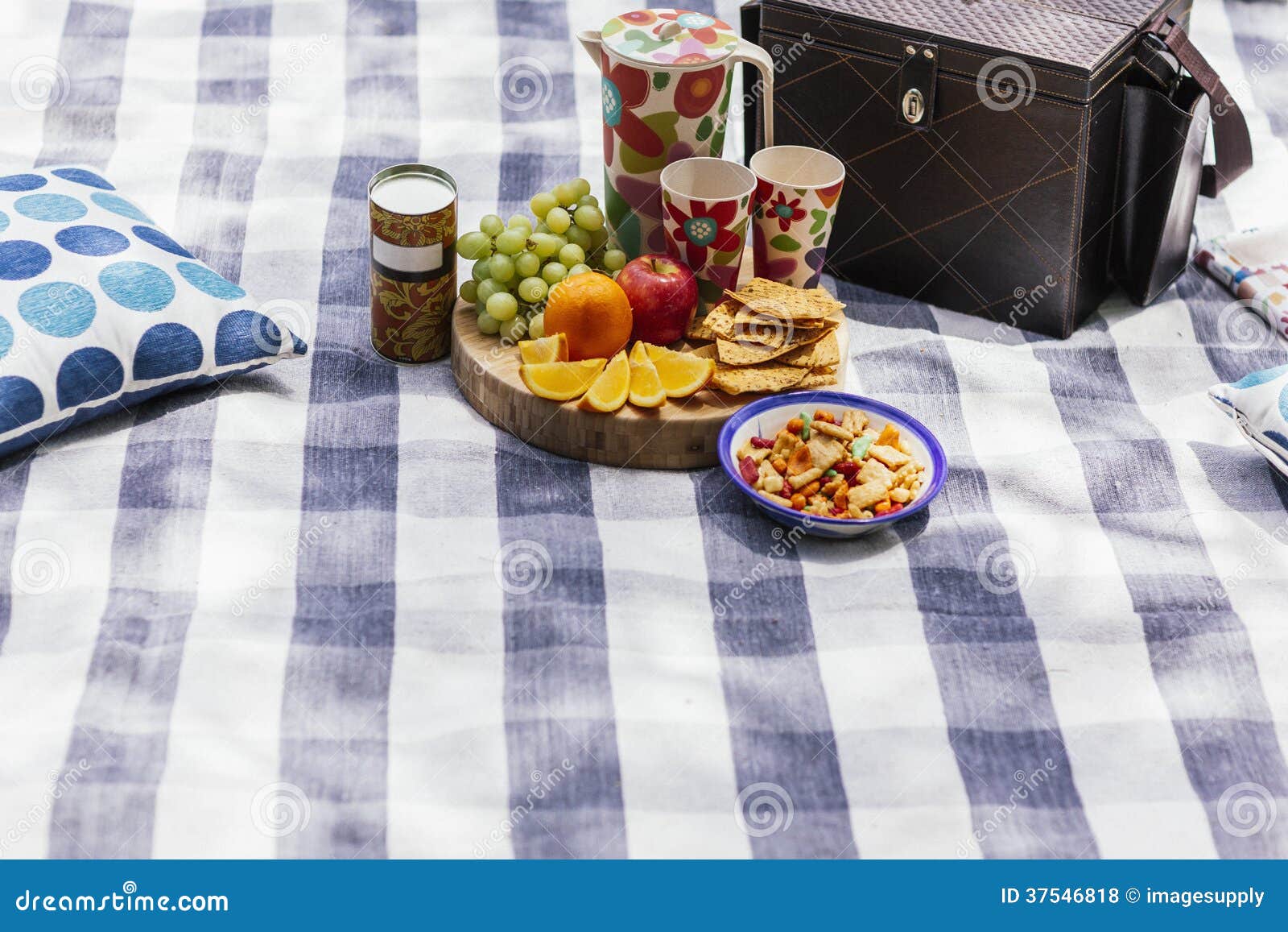 Picnic Setting with Food Outside Stock Photo - Image of fruit, nature ...