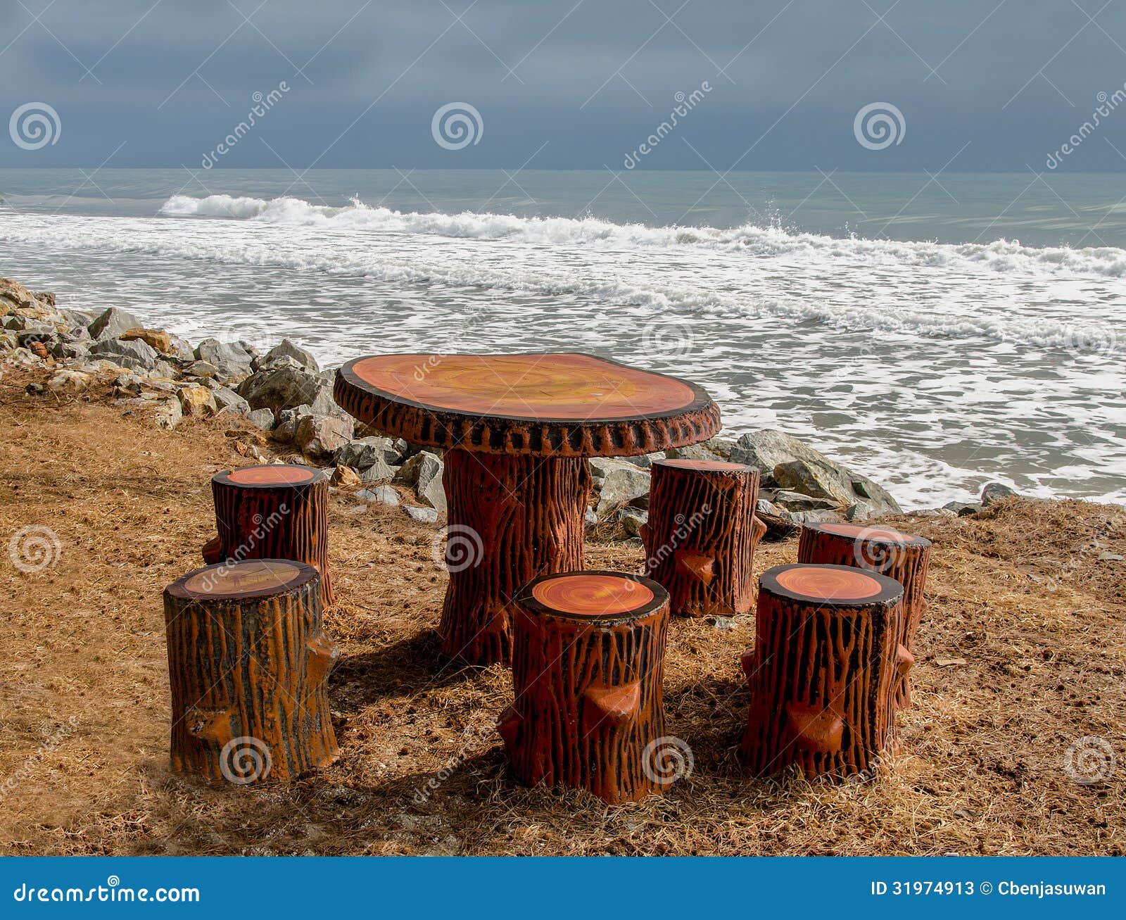 Picnic table on beach stock image. Image of ocean, sunny - 31974913