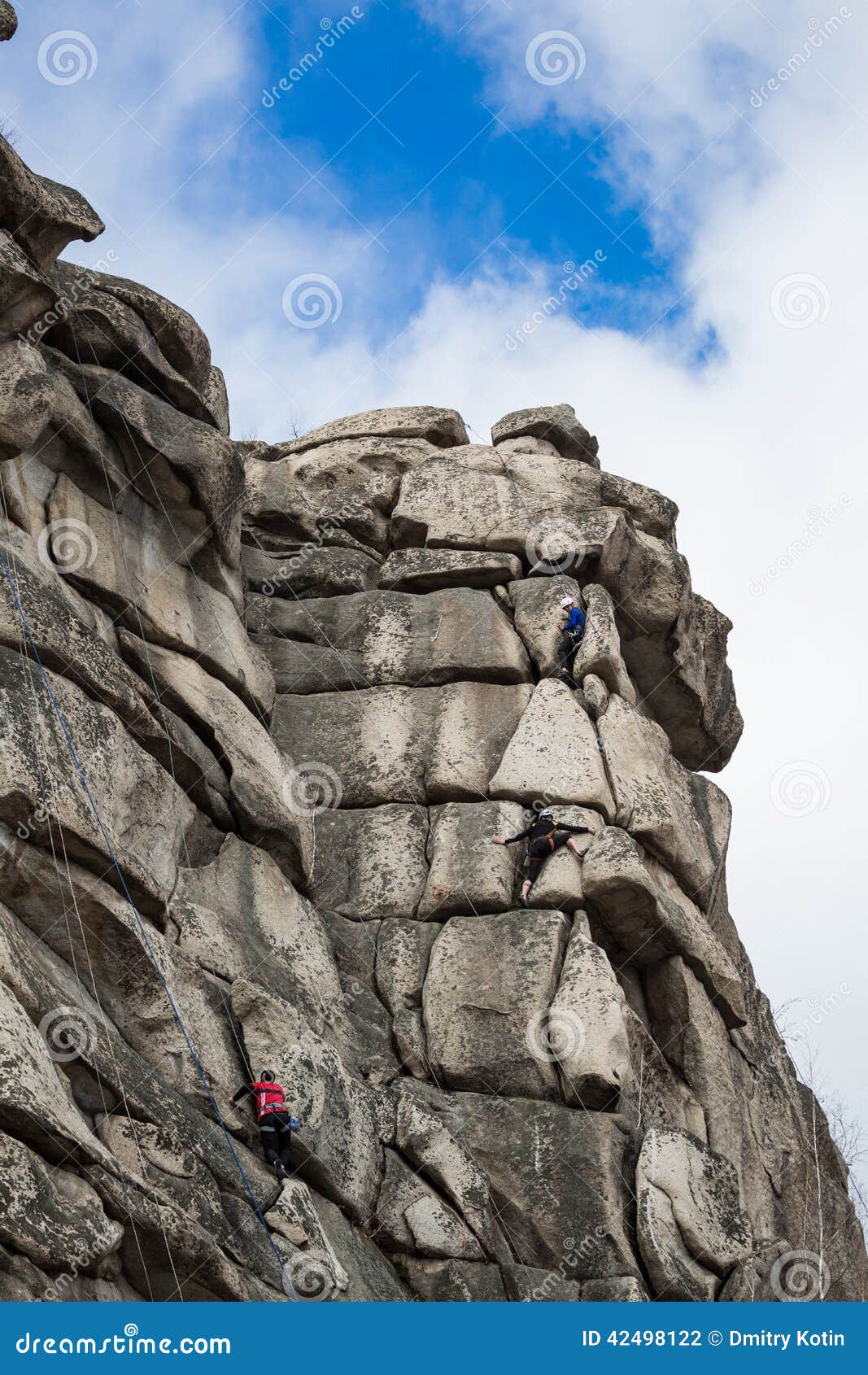 Pico de la roca foto de archivo. Imagen de muchacha, activo - 42498122