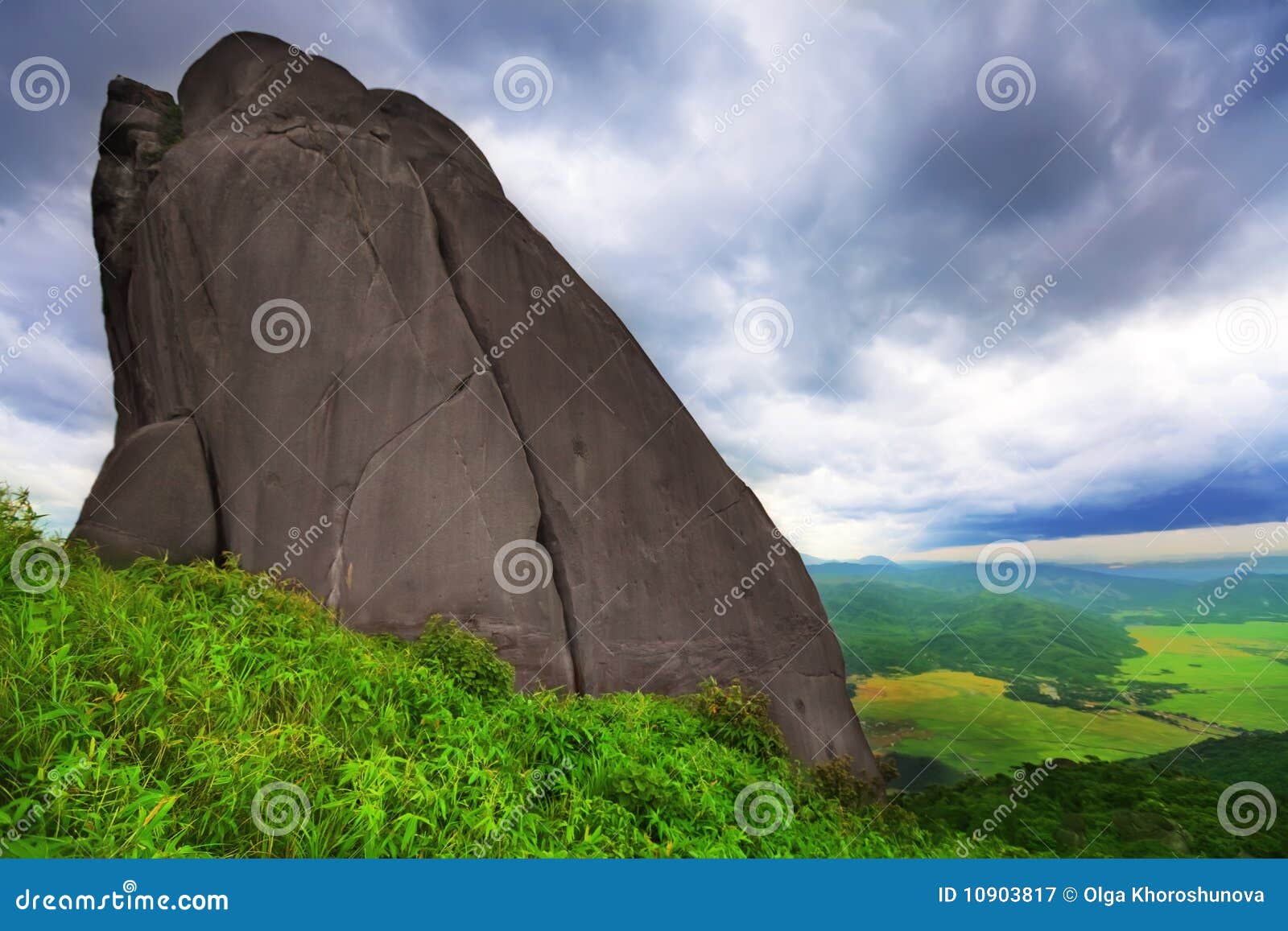 Pico de montaña de DA Bia imagen de archivo. Imagen de paisaje - 10903817