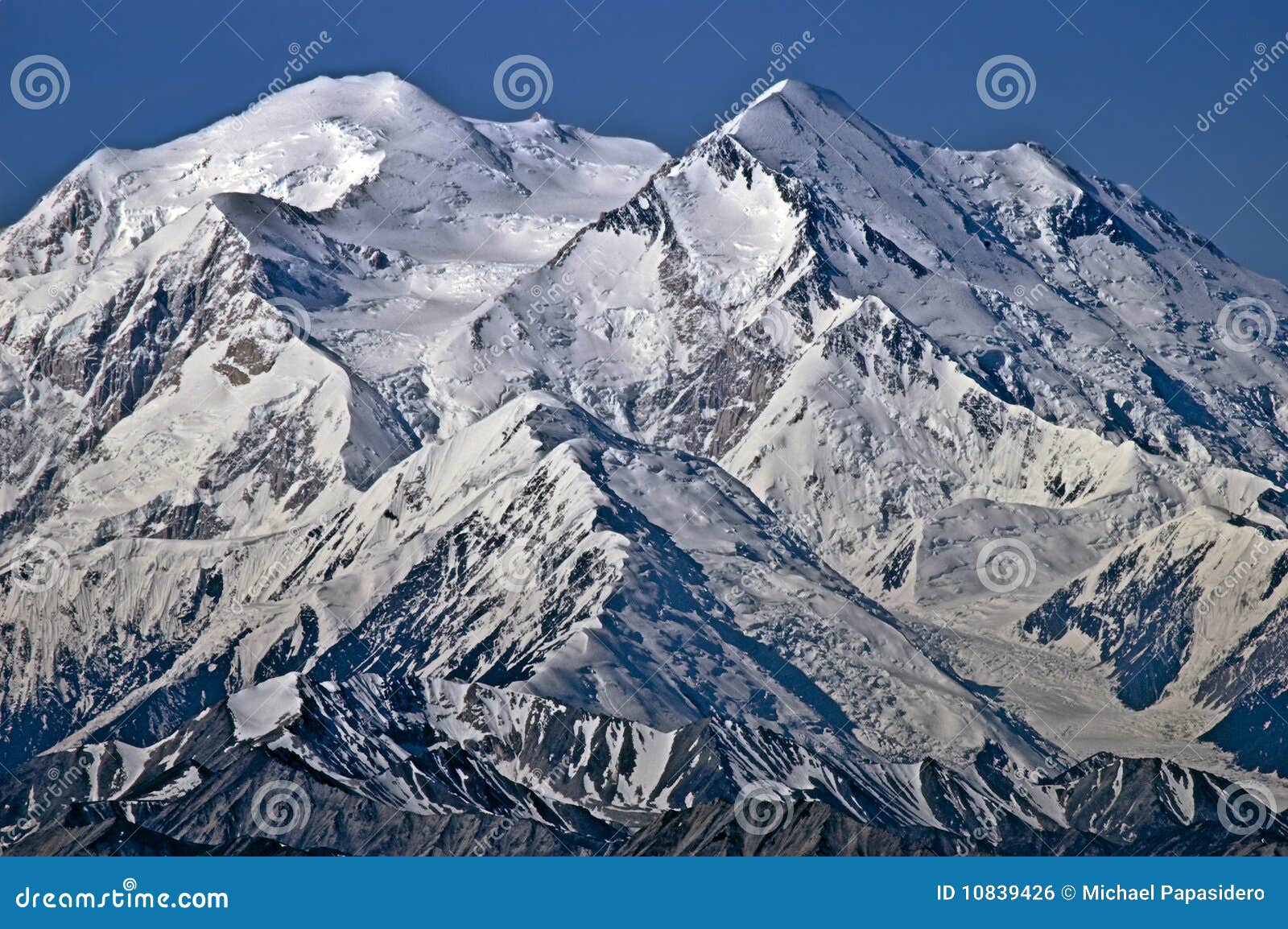 Pico Do Norte E Sul Do Mt McKinley Foto de Stock - Imagem de denali ...
