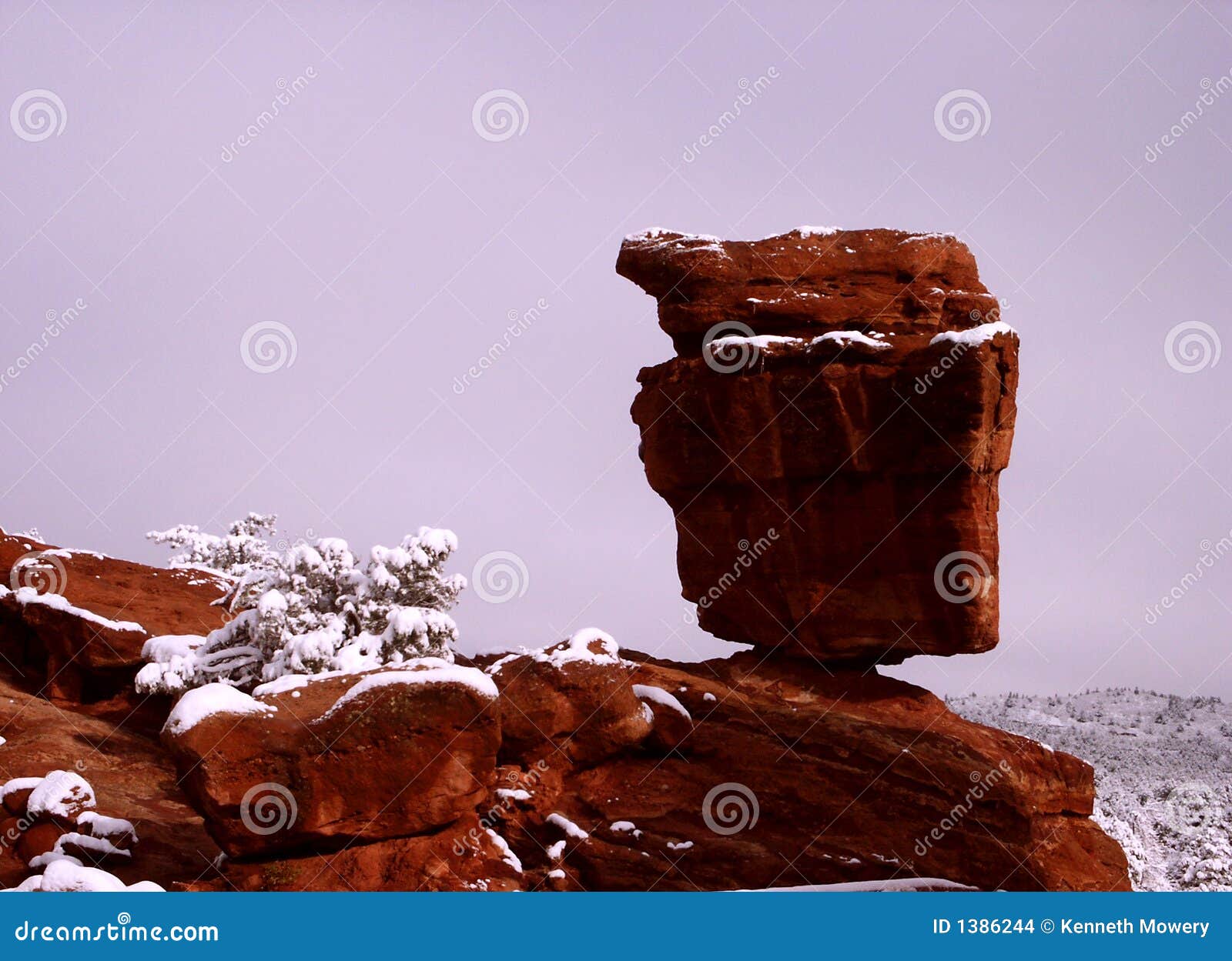 Pict5138 Balanced Rock on Snowy Day Stock Photo - Image of trees, rocky ...
