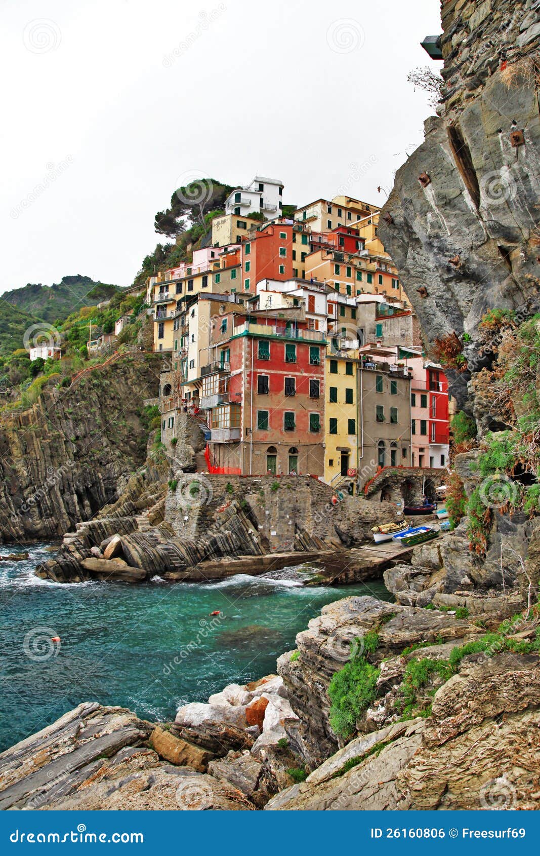 Pictorial Ligurian coast stock photo. Image of boat, green - 26160806