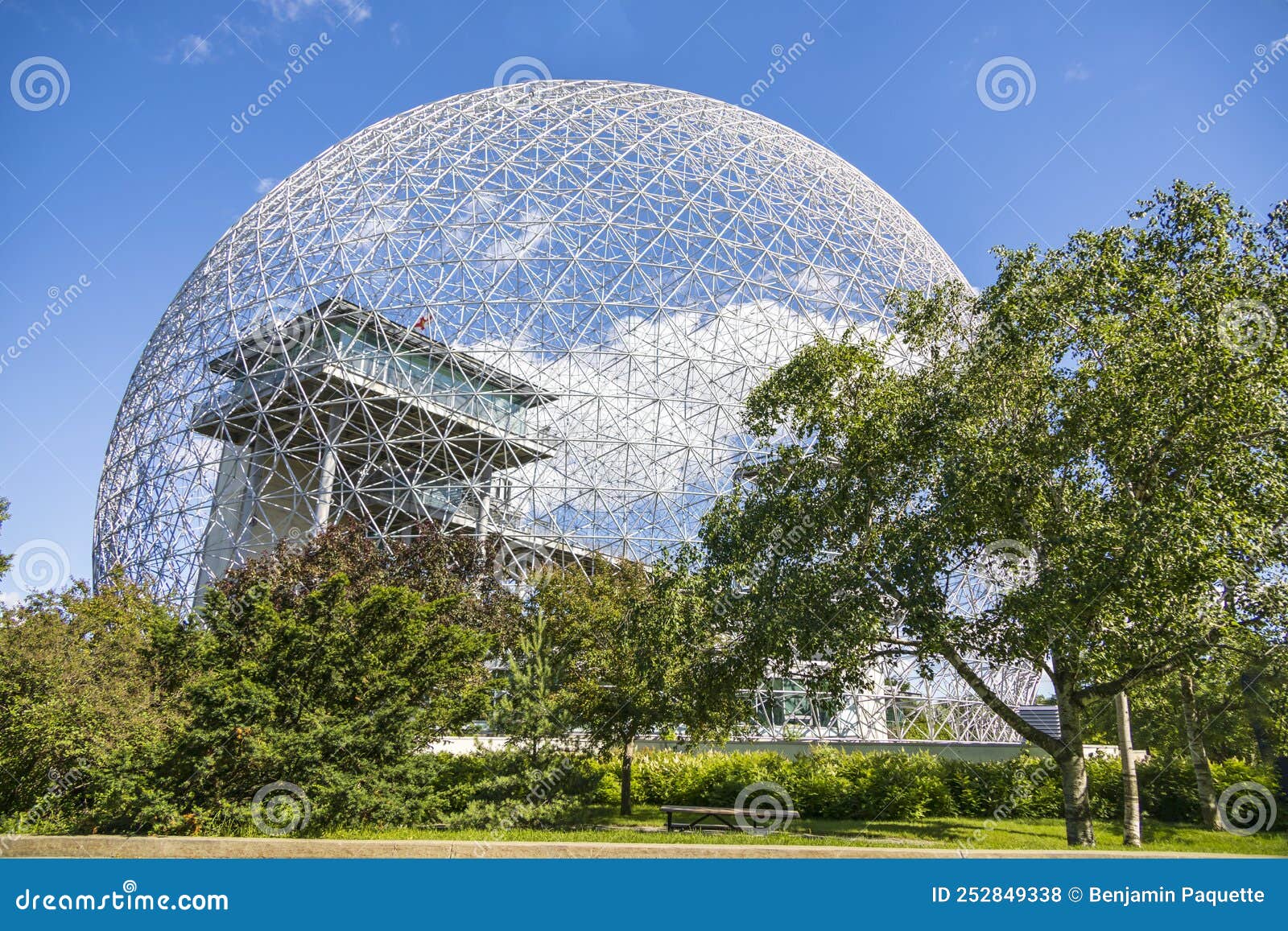 Metallic White Sphere Structure of a Building in the Sky Editorial ...