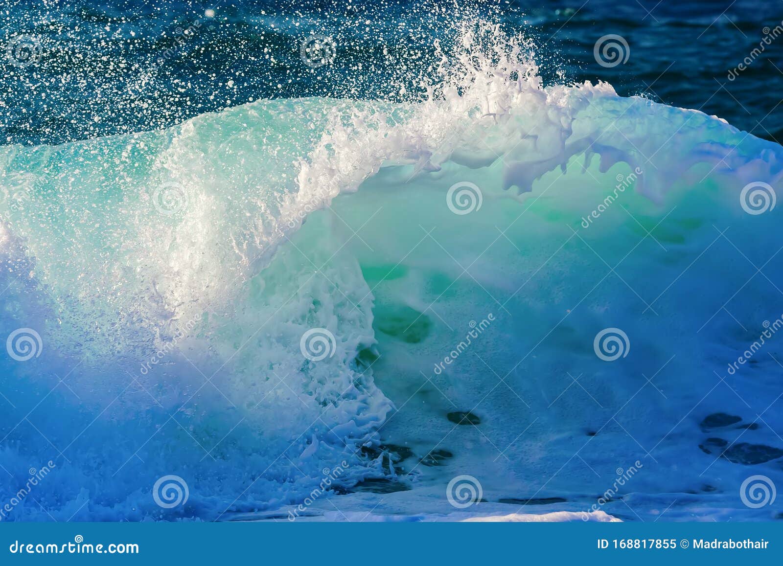 Big Wave at the Pacific Ocean on Oahu, Hawaii Stock Image - Image of ...