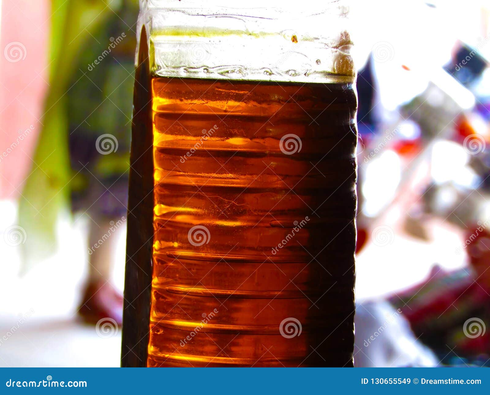 Coking oil in bottle stock image. Image of sugar, palm - 130655549
