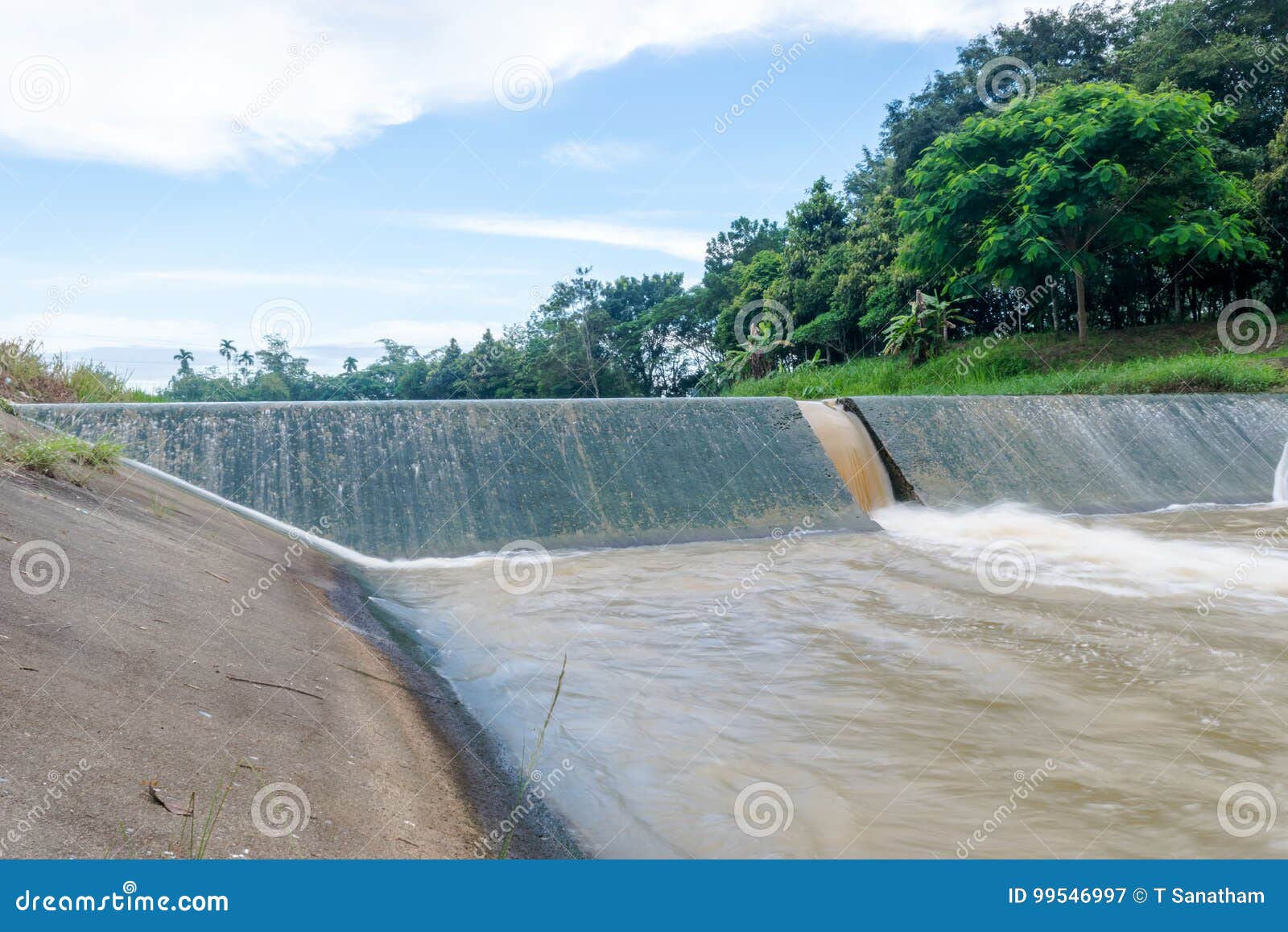 Water flow over the dam. stock image. Image of outdoors - 99546997