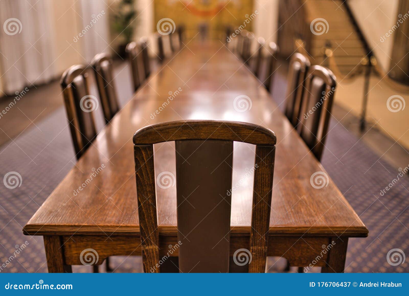 Picture of Empty Conference Table and Chairs in Meeting Room Stock ...