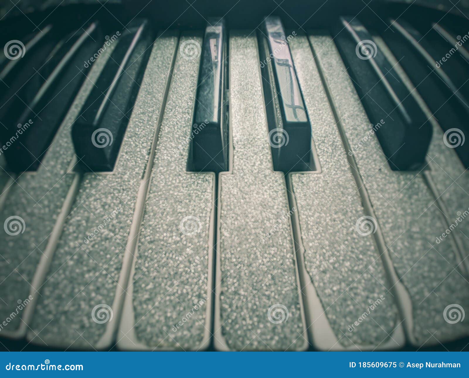 A Picture of a Keyboard Keys Stock Image - Image of notes, line: 185609675