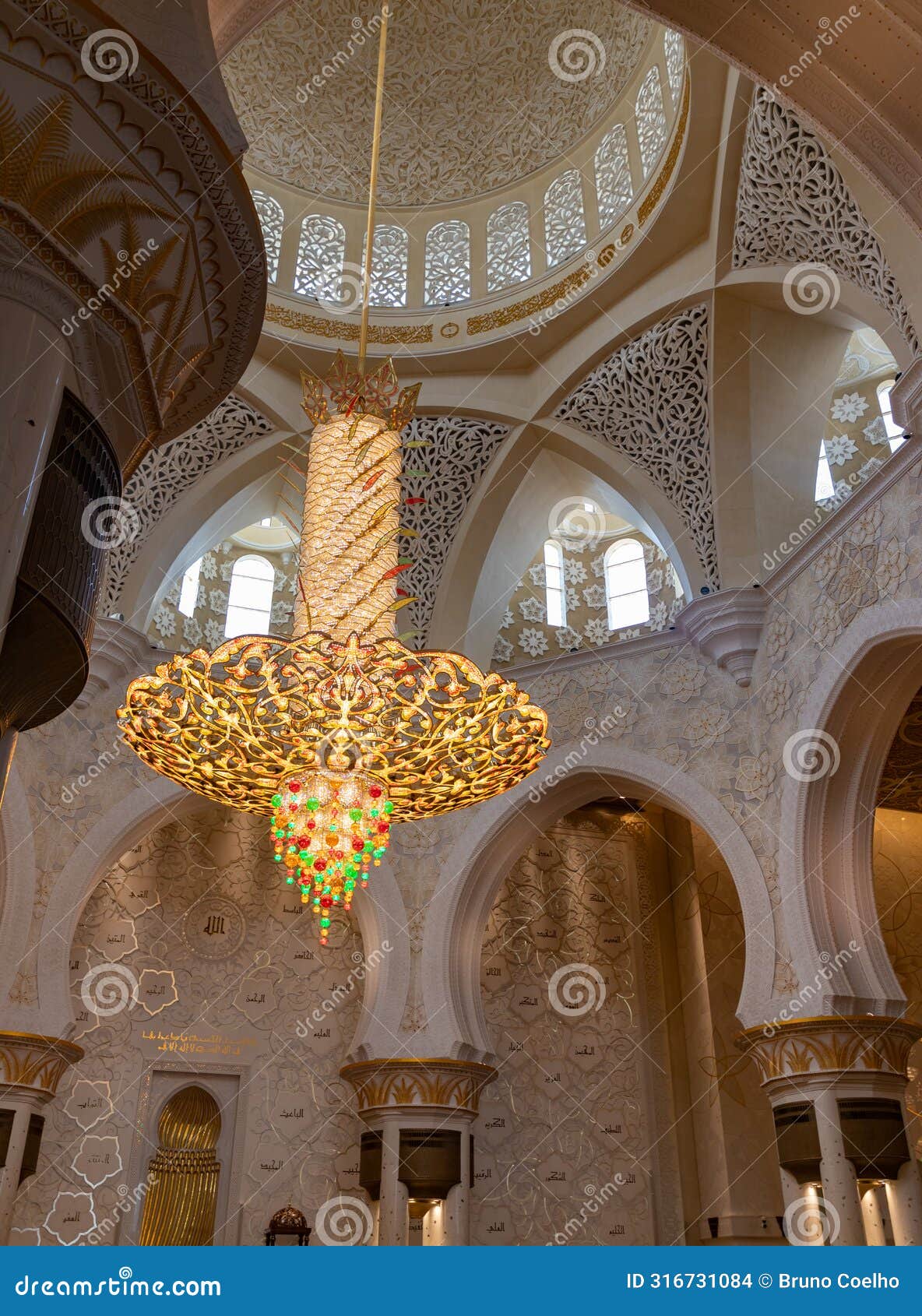 Sheikh Zayed Grand Mosque - Main Prayer Hall Editorial Stock Image ...
