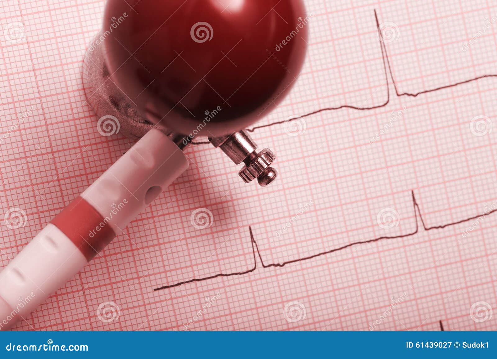 Picture of the Patient S an Electrocardiogram Stock Image - Image of ...