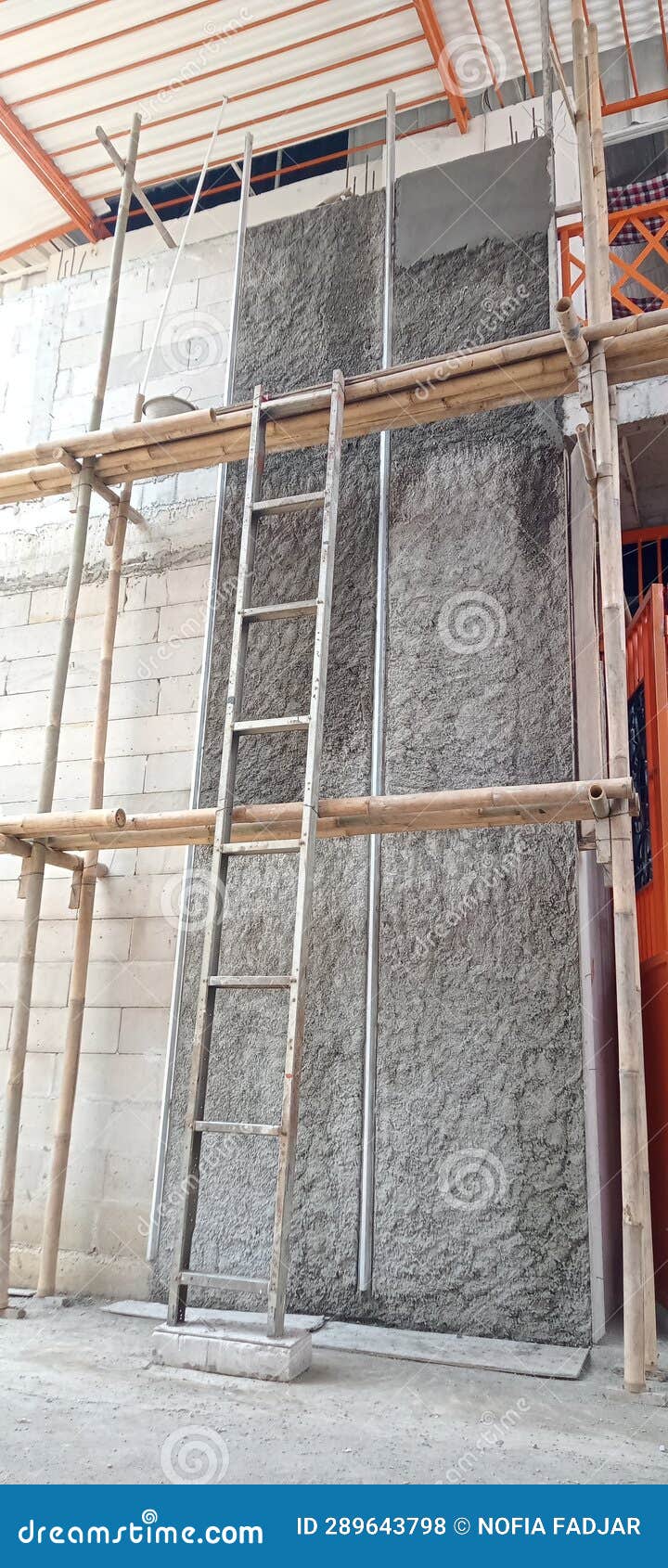 Picture of the Process of Tidying Up a 4 Meter Wall Stock Photo - Image ...