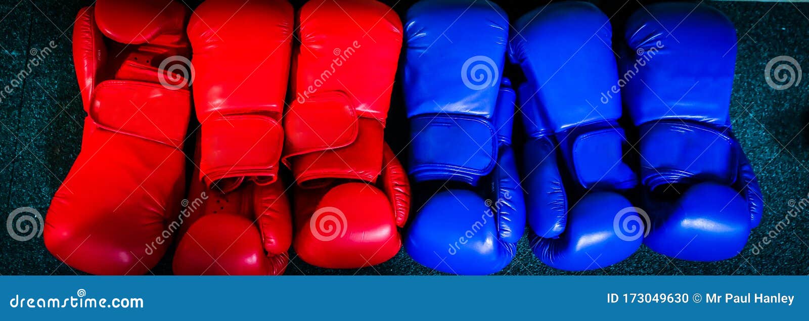 Red Blue Boxing Gloves Stock Photos - Download 2,138 Royalty Free Photos