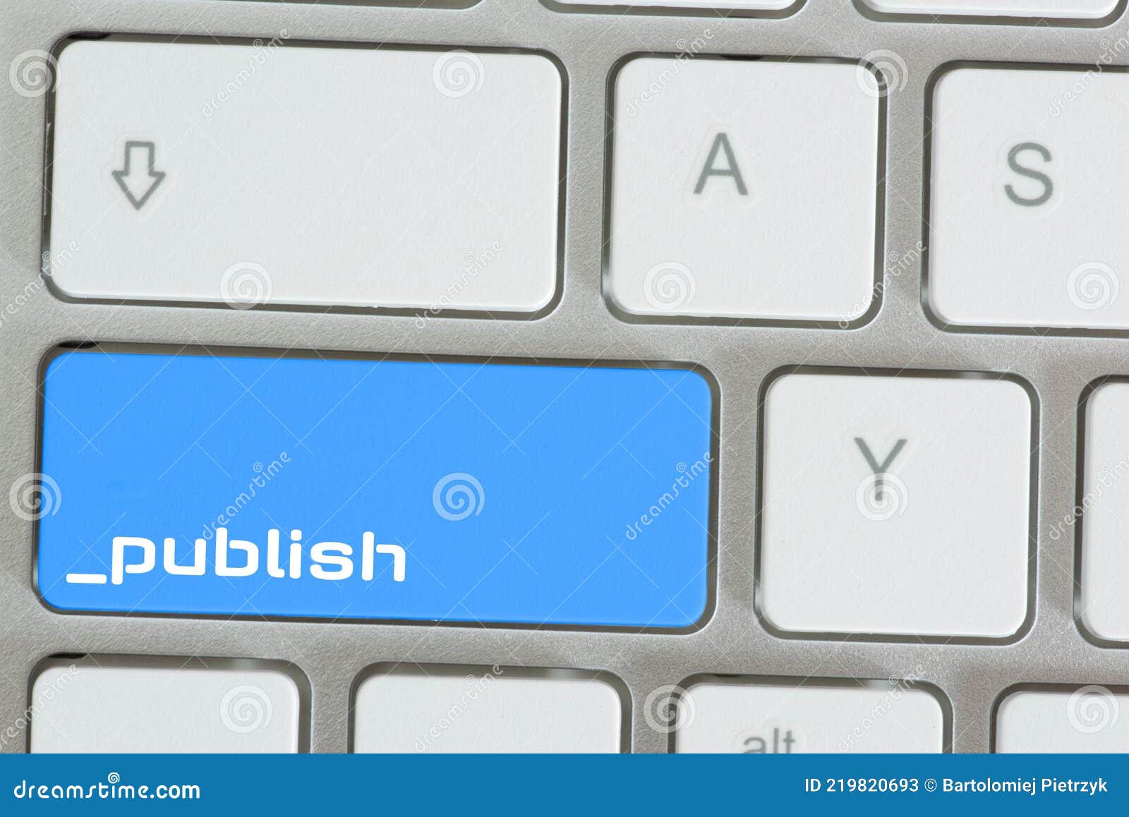 Computer and Publish Button Stock Image - Image of control, journalism ...