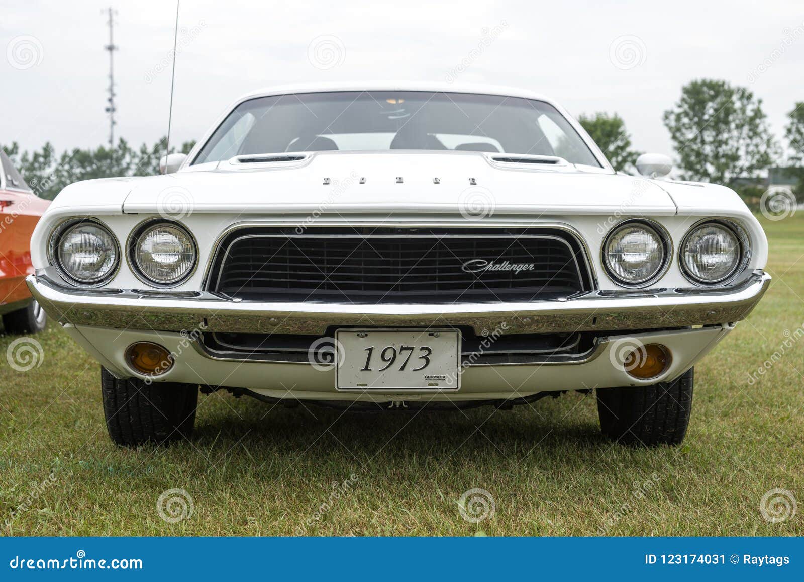Dodge challenger front end editorial photo. Image of classic - 123174031