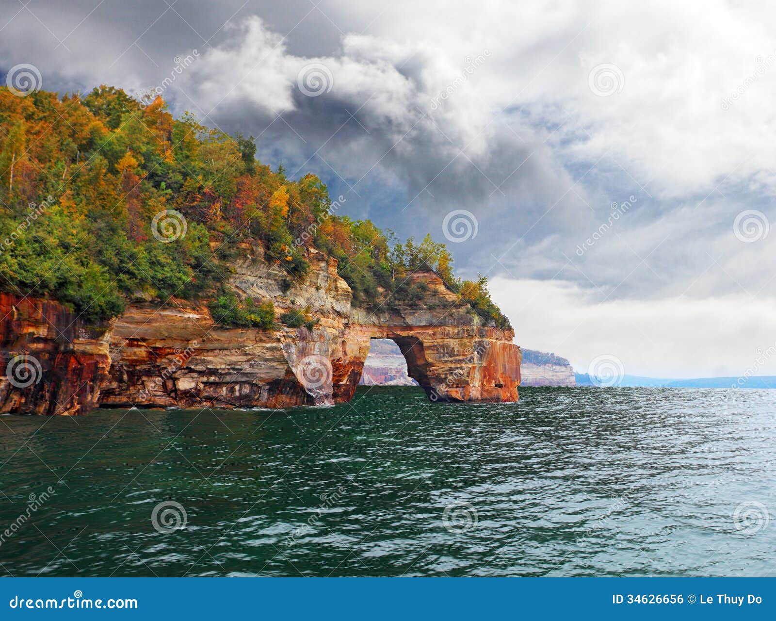 Pictured Rocks Arch stock photo. Image of view, michigan - 34626656