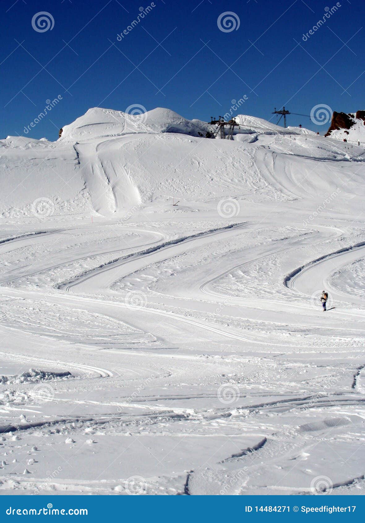 Picturesque Alpine Ski Slope Stock Image - Image of snow, winter: 14484271