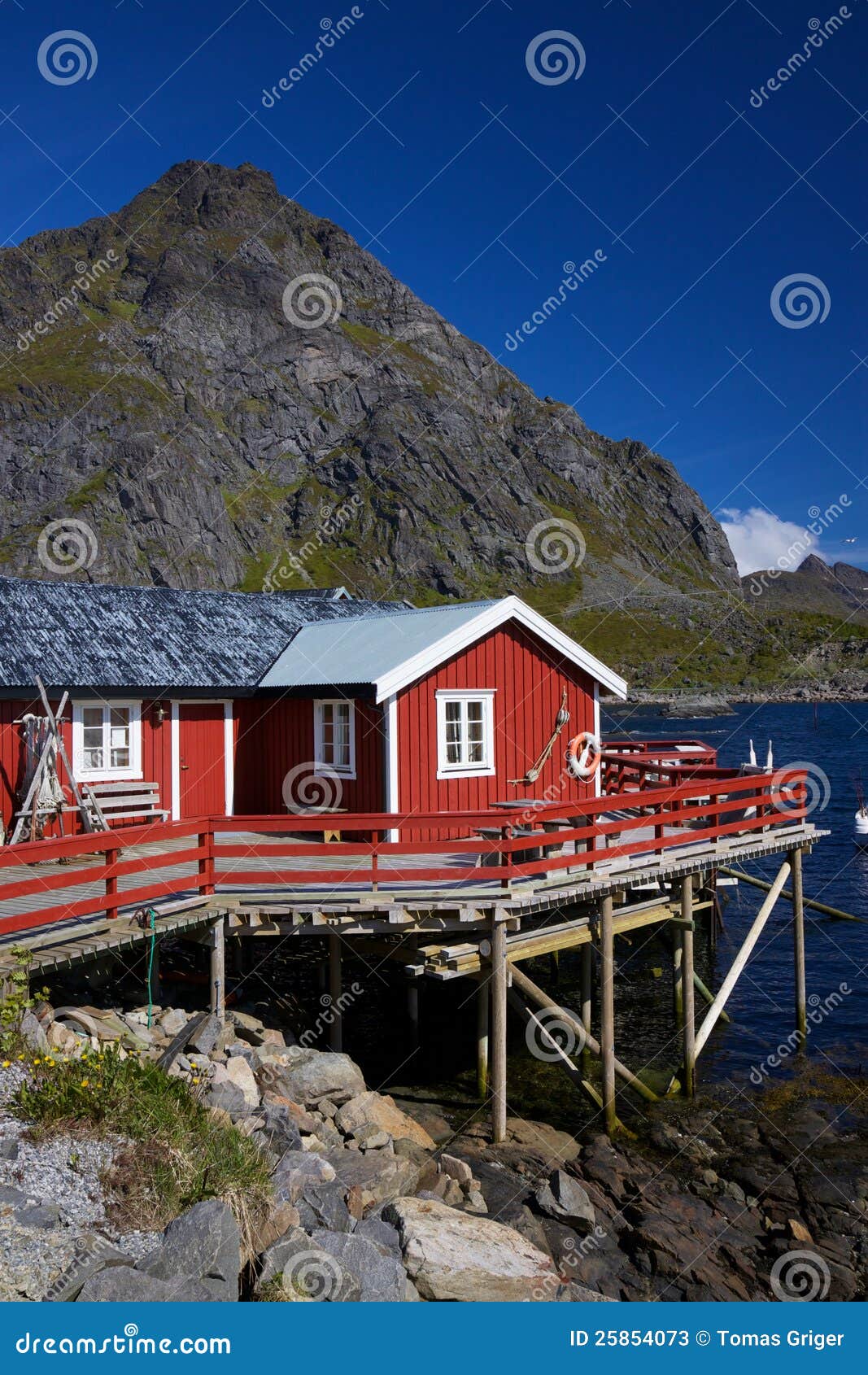 Picturesque fishing hut stock image. Image of picturesque - 25854073