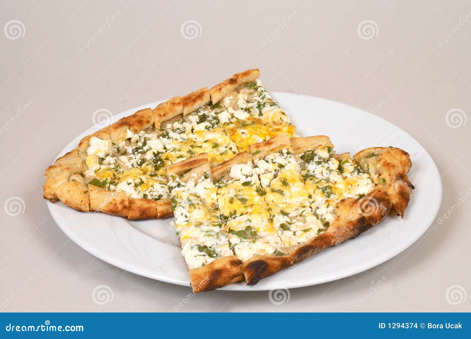 Pide de fromage photo stock. Image du service, restauration - 1294374