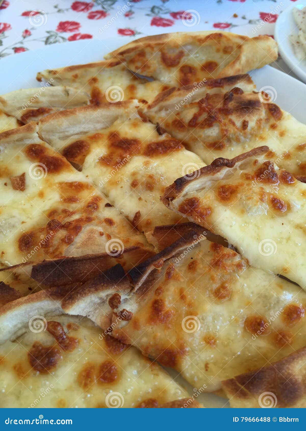 Pide Que Es Comida Turca Tradicional Foto de archivo - Imagen de cena ...