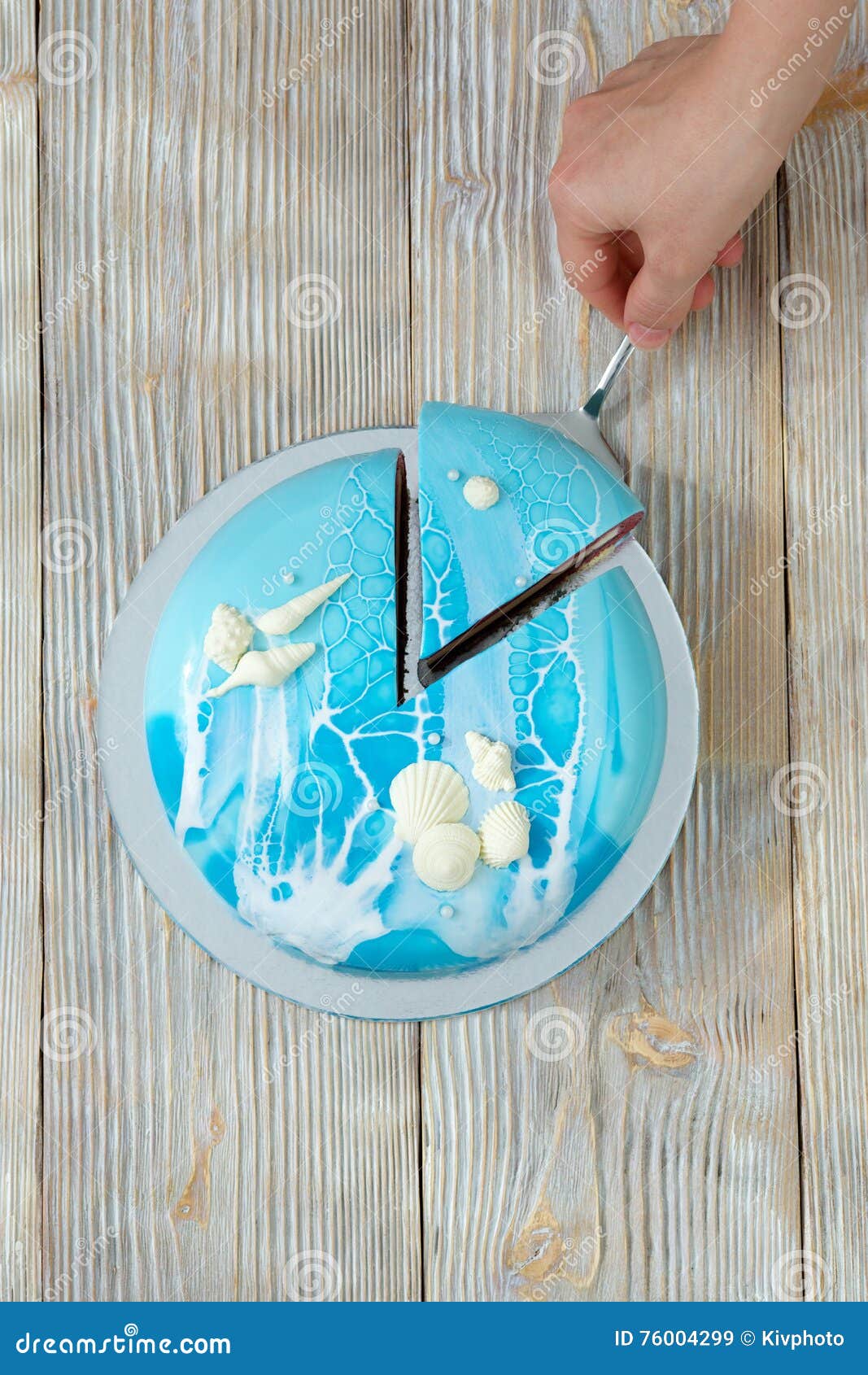 Piece of Berry Cake in Hand Flat Lay Stock Image - Image of style ...