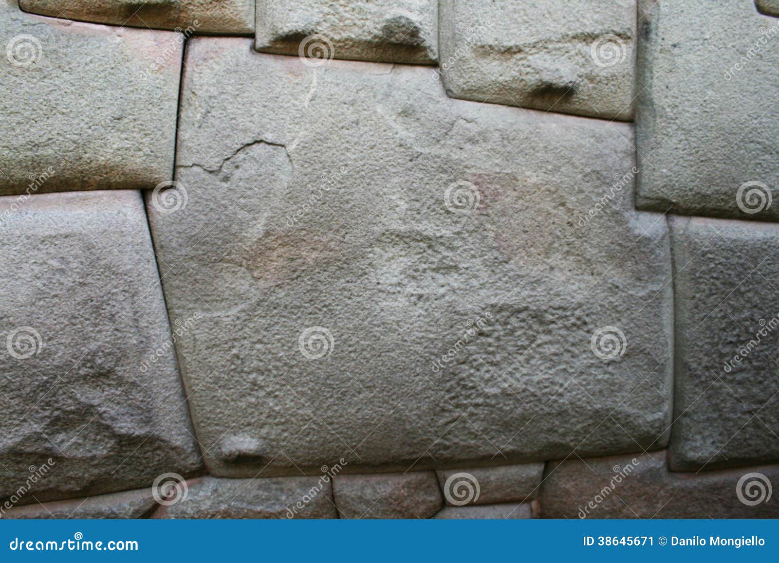 Piedra de los incas imagen de archivo. Imagen de recorrido - 38645671