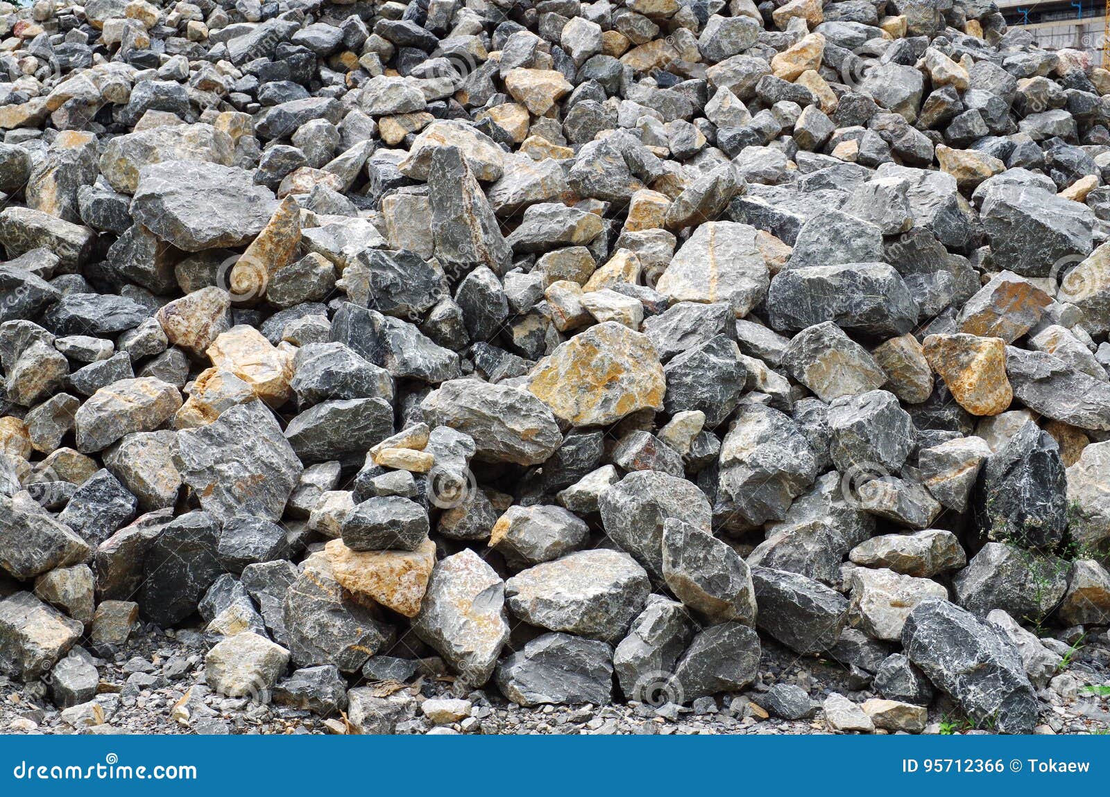Piedra Del Granito Para La Construcción Foto de archivo - Imagen de ...