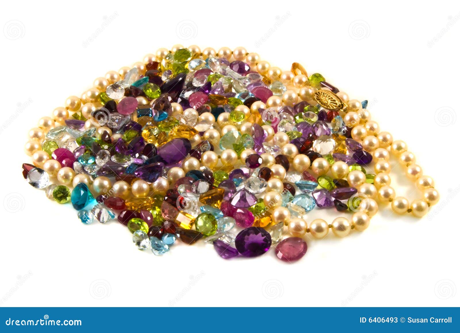 Piedras Preciosas Talladas Con Las Perlas Imagen de archivo - Imagen de ...