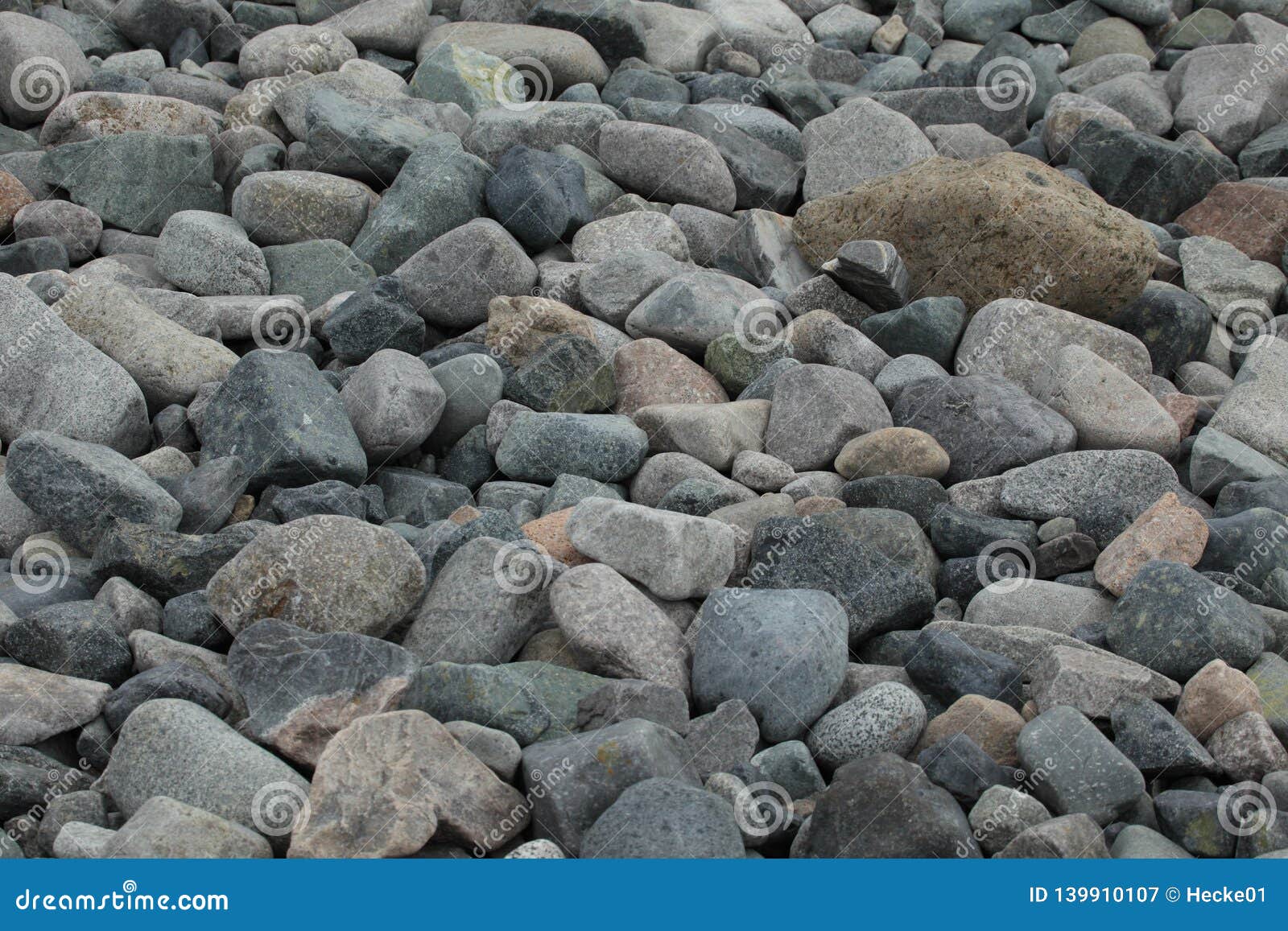 Piedras y rocas como fondo imagen de archivo. Imagen de rocas - 139910107