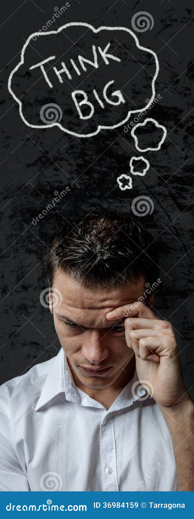 Piense imagen de archivo. Imagen de sonrisa, inteligencia - 36984159