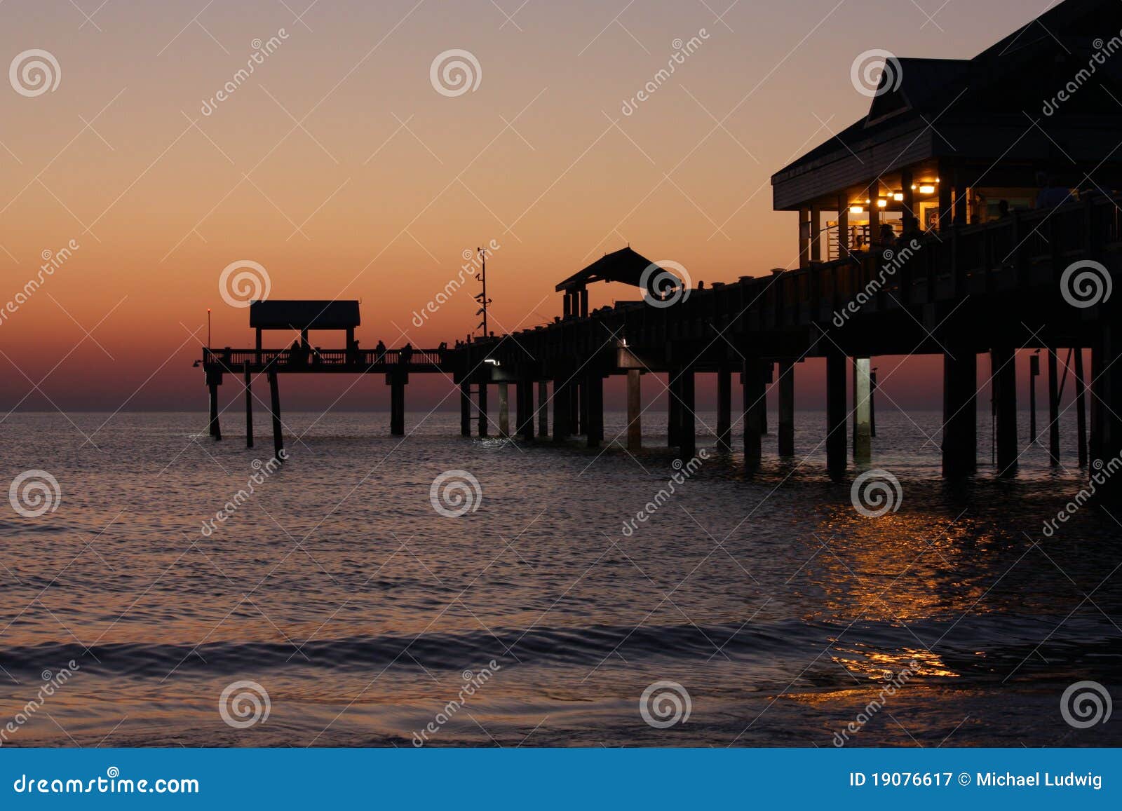 Pier 60 Sunset stock image. Image of piers, beaches, gulf - 19076617