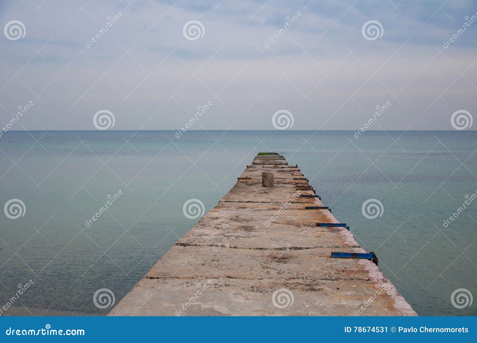 Pier Extends Far into the Sea Stock Image - Image of sunrise ...