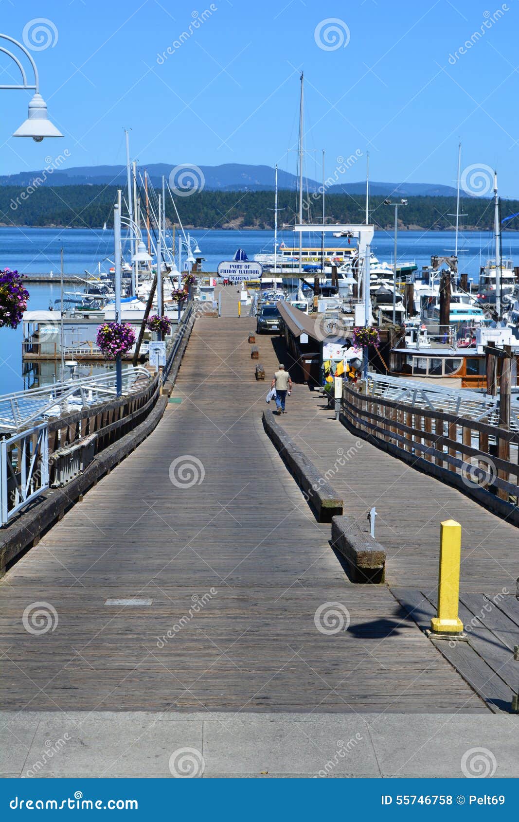 Pier at Friday Harbor in Washington State Editorial Stock Photo - Image ...